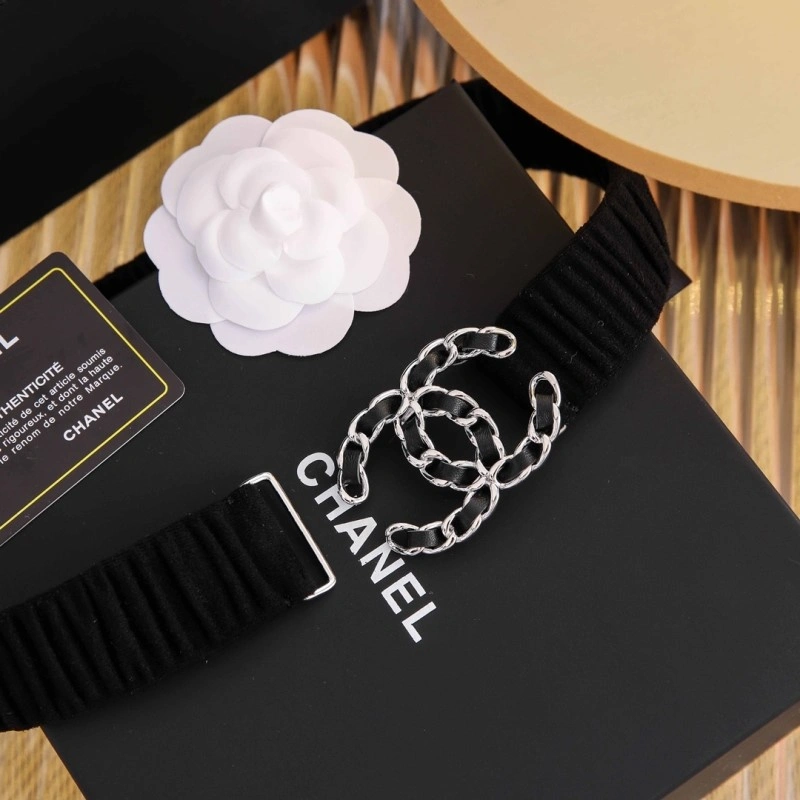 Top mirror Chanel Belts
