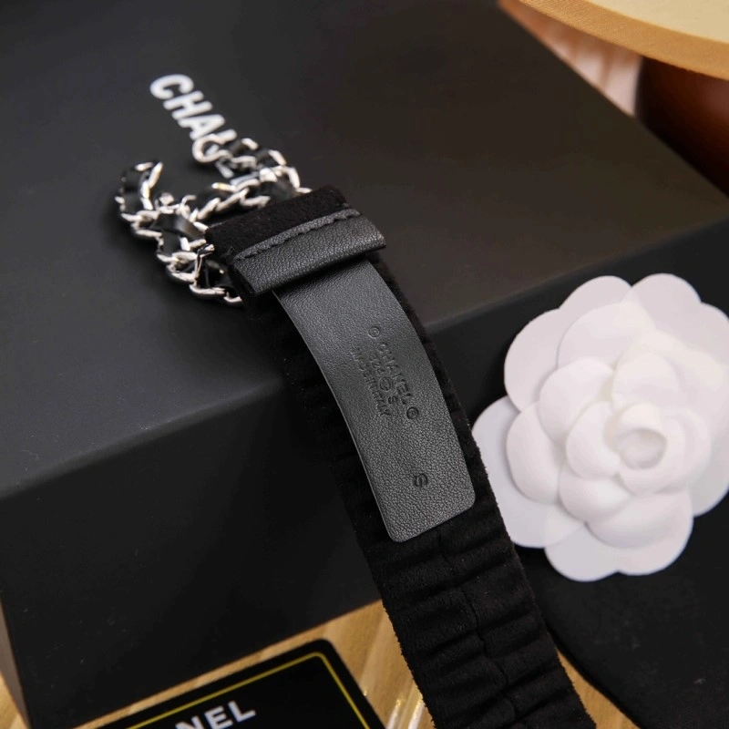 Top mirror Chanel Belts