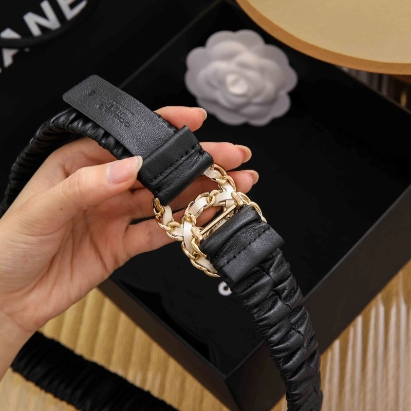 Low-cost Chanel Belts