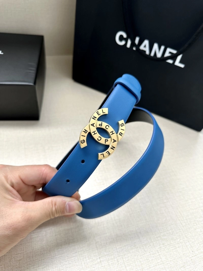 Low-cost Chanel Belts