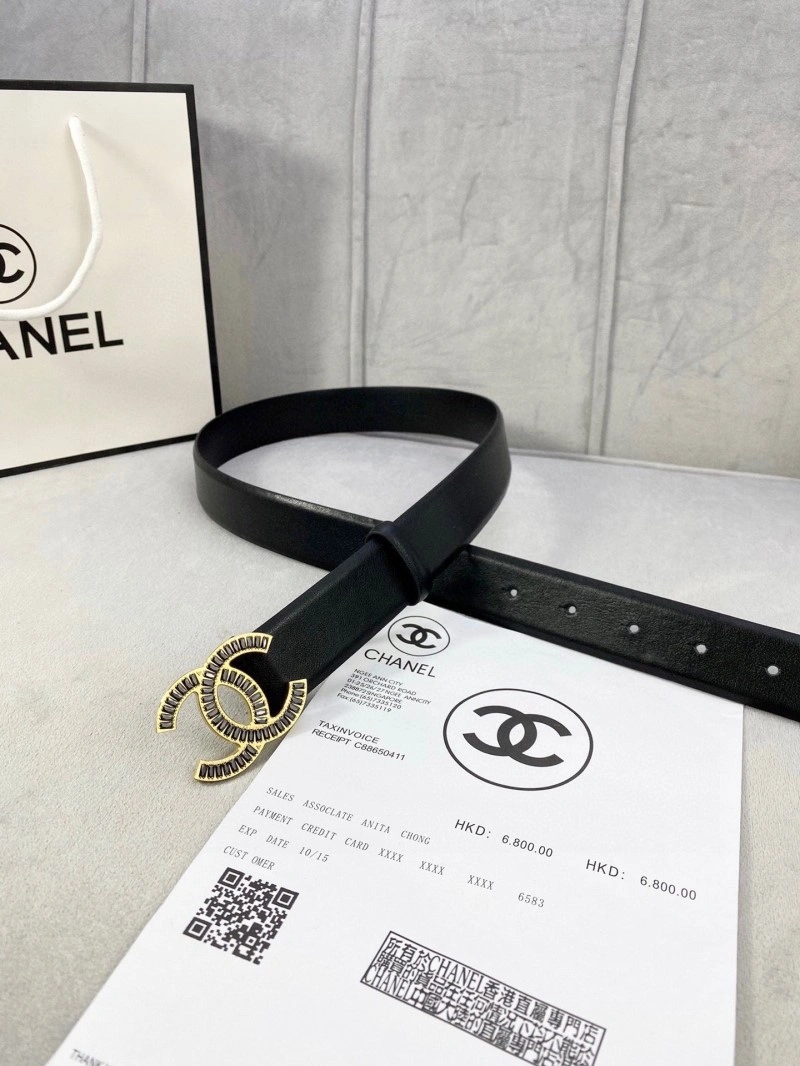 Low-cost Chanel Belts