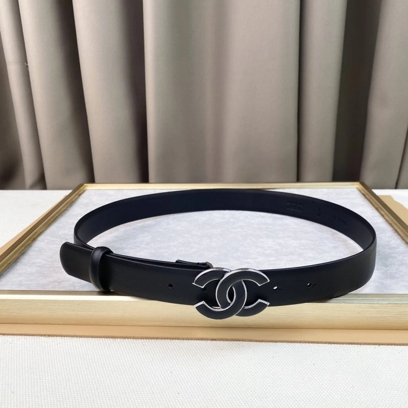 Low-cost Chanel Belts