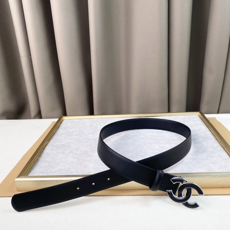 Low-cost Chanel Belts