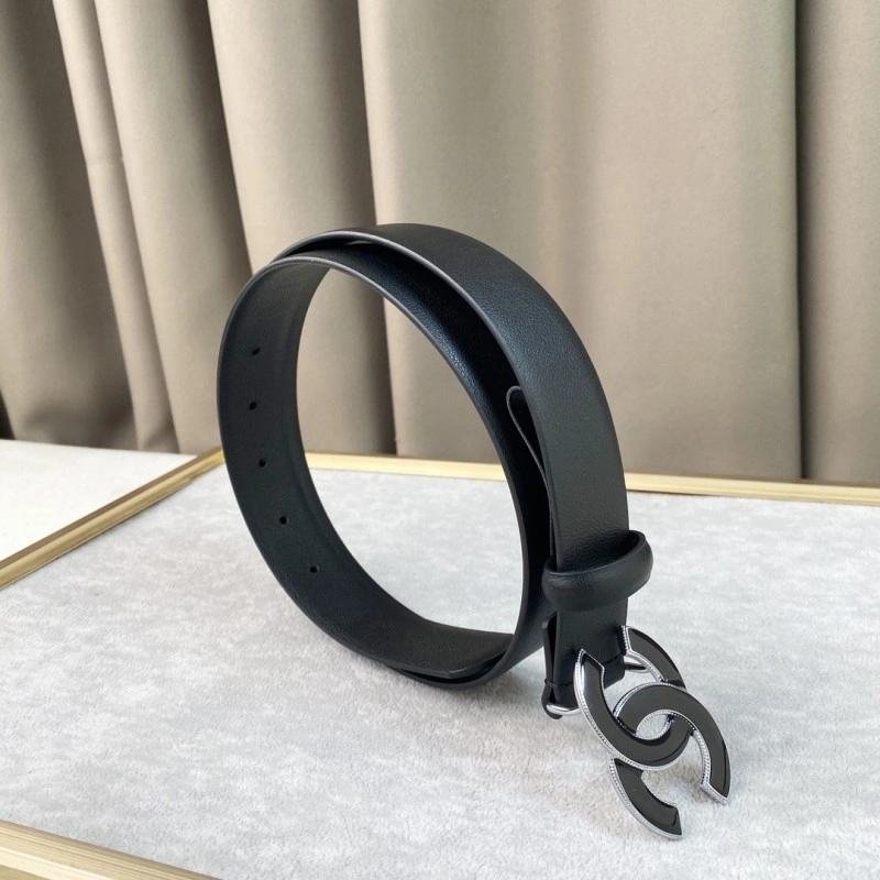 Low-cost Chanel Belts