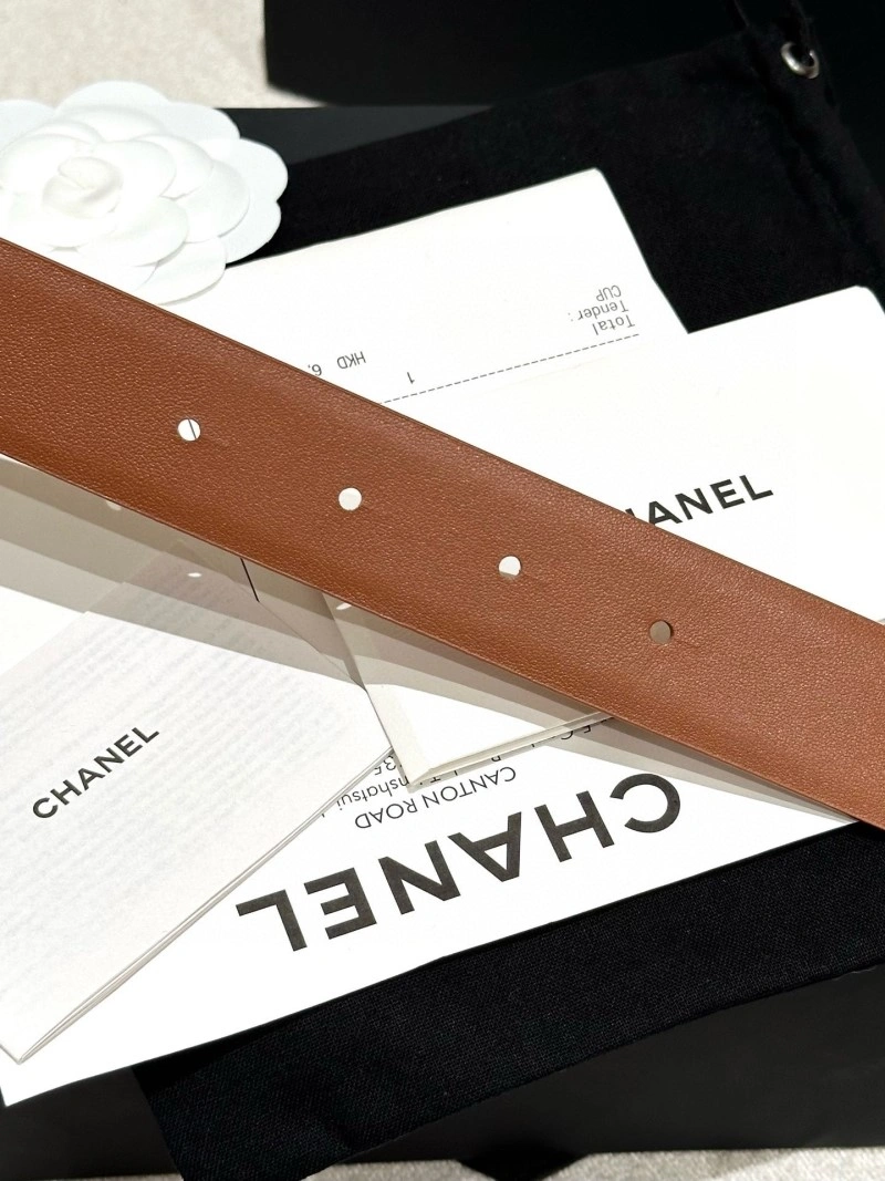Low-cost Chanel Belts
