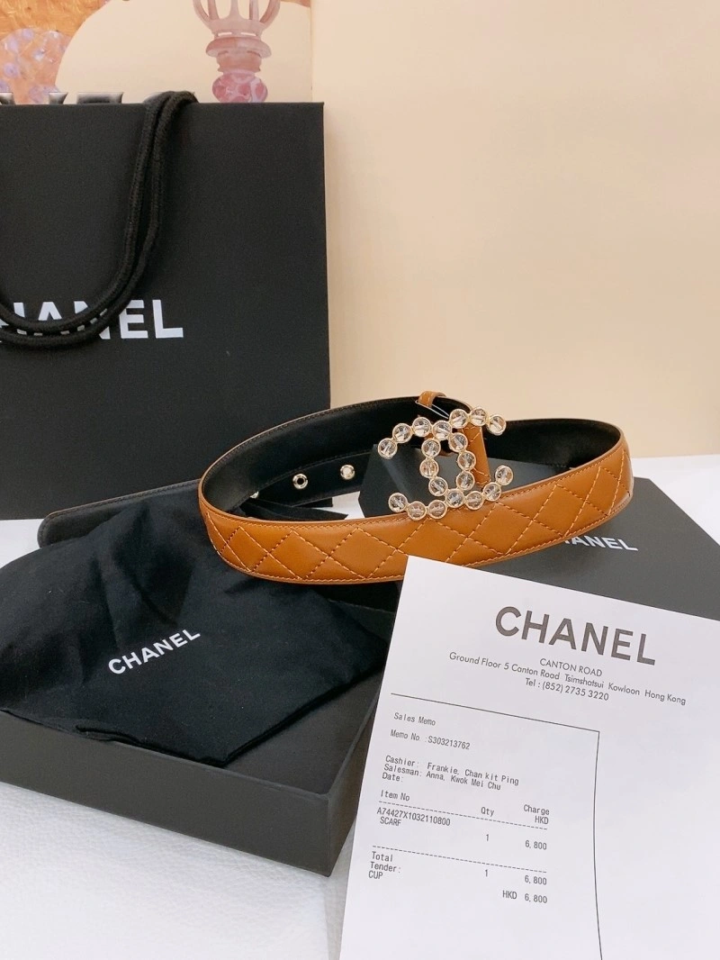 Low-cost Chanel Belts