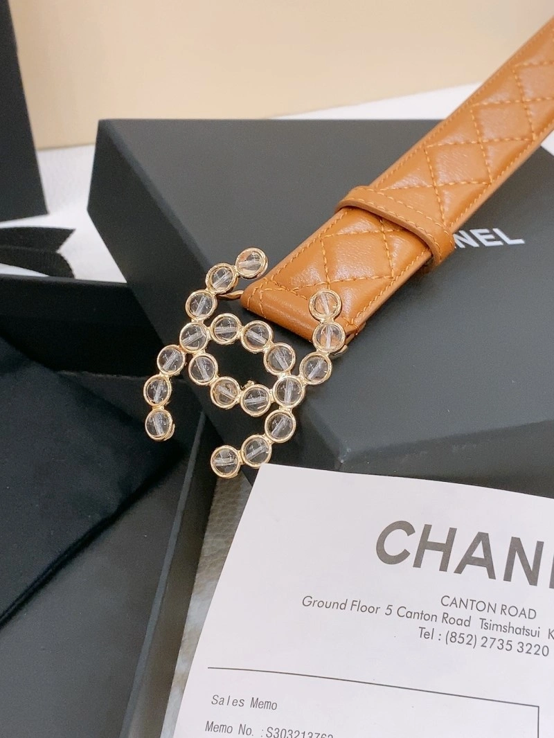 Low-cost Chanel Belts