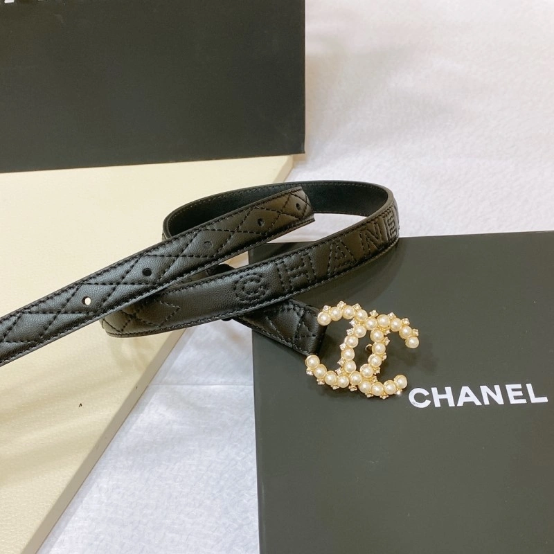 Low-cost Chanel Belts