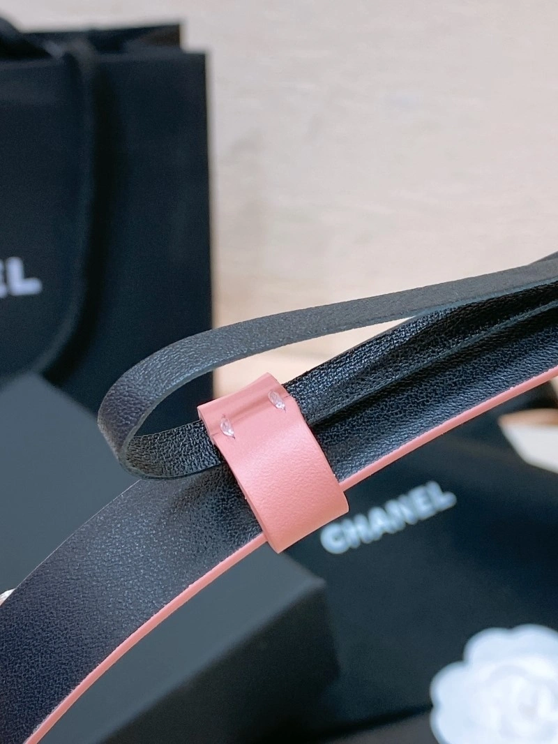 Top mirror Chanel Belts