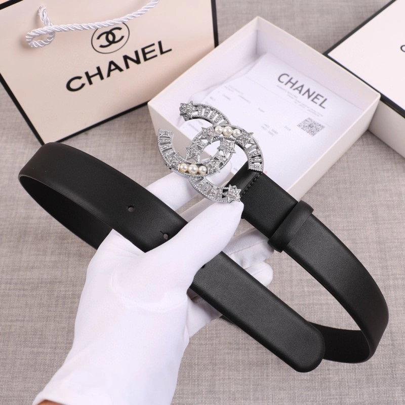 Low-cost Chanel Belts