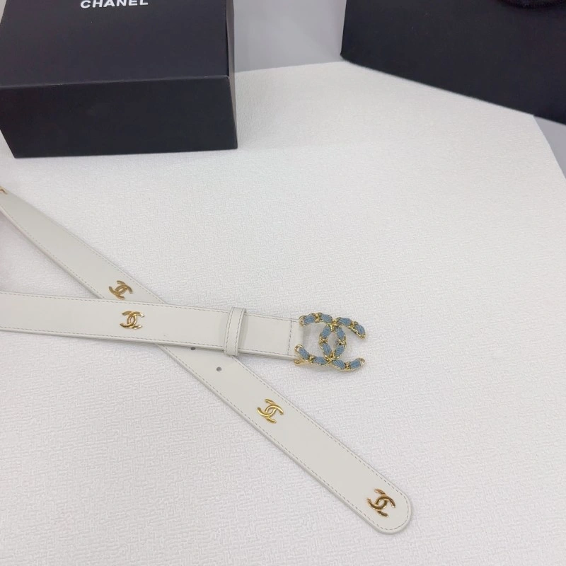 Low-cost Chanel Belts