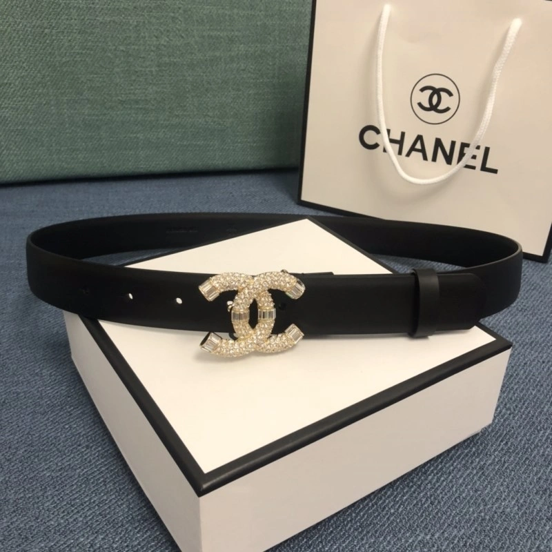 Low-cost Chanel Belts