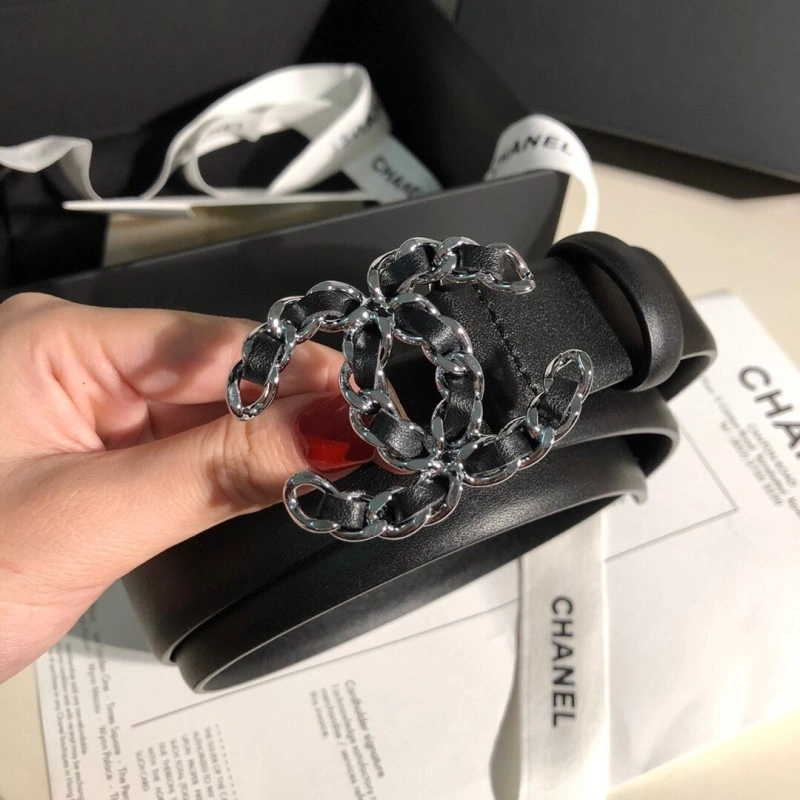 Low-cost Chanel Belts