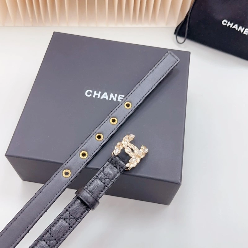 Low-cost Chanel Belts