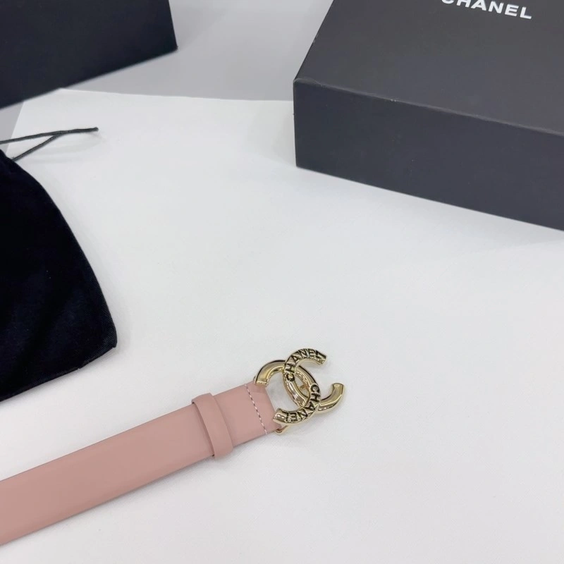 Low-cost Chanel Belts