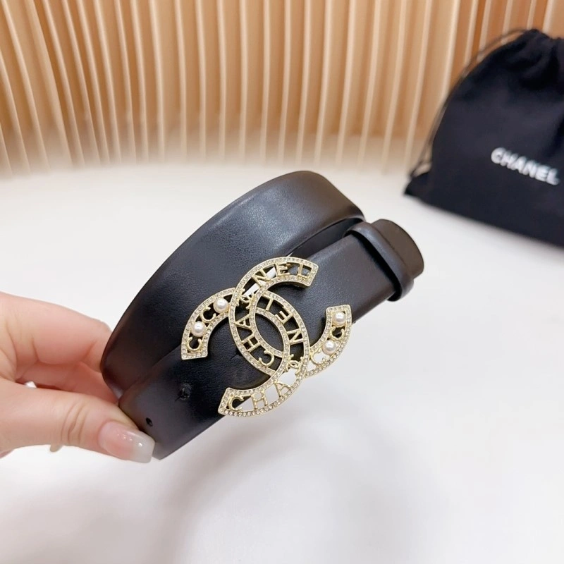 Low-cost Chanel Belts