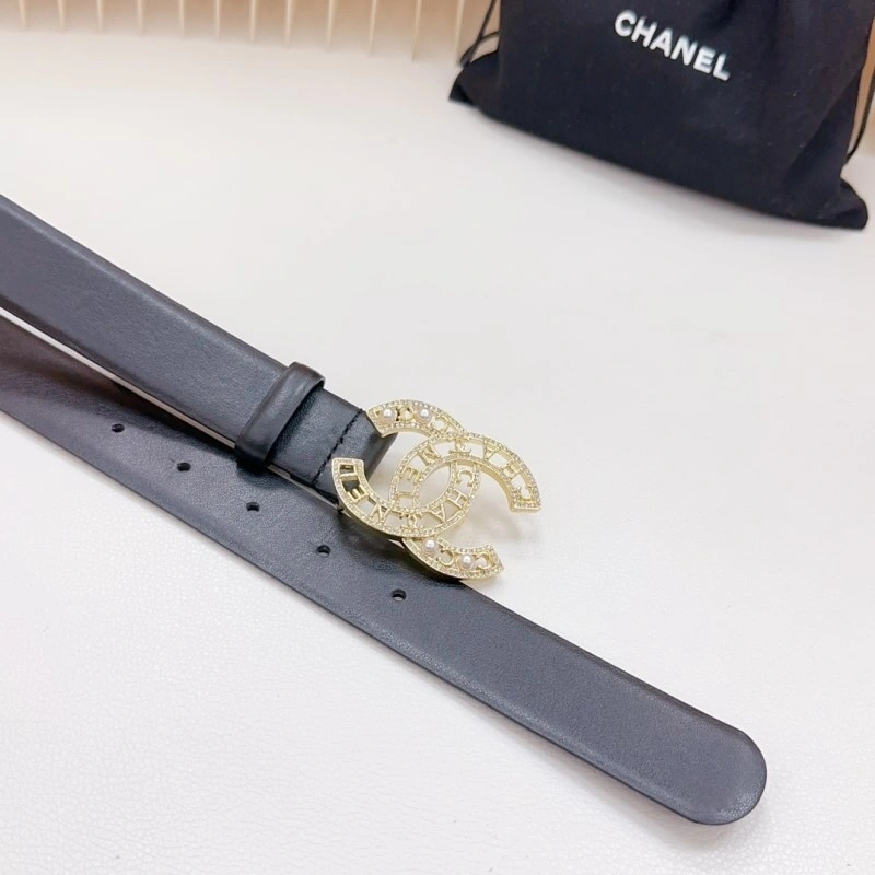 Low-cost Chanel Belts