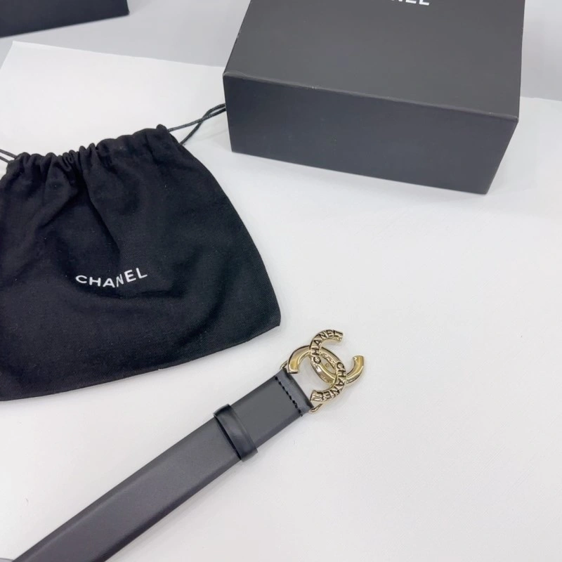 Low-cost Chanel Belts
