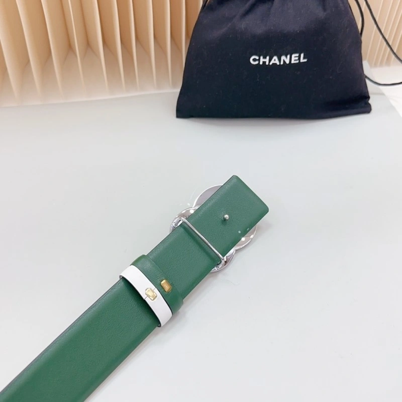 Top mirror Chanel Belts