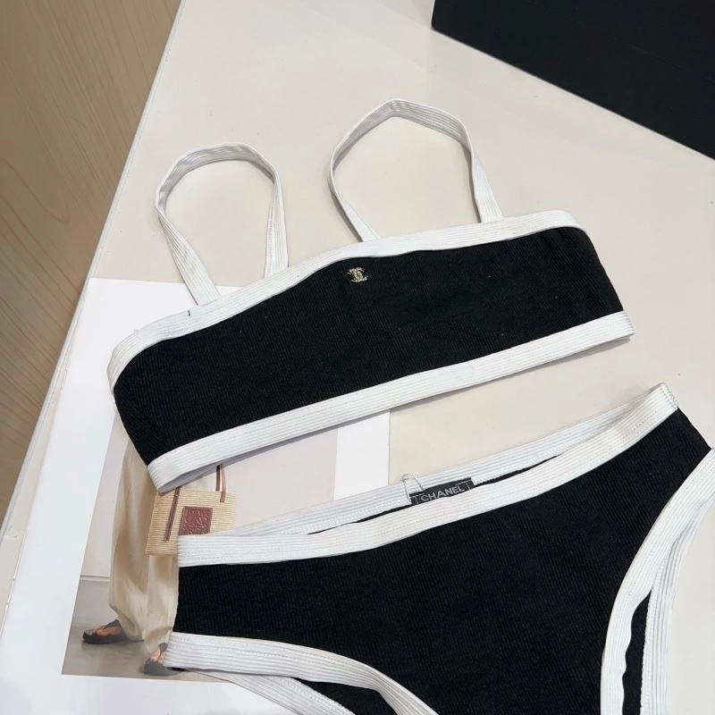 Top mirror Chanel Bikins