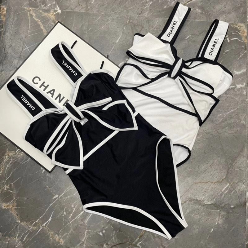 Top match Chanel Bikins