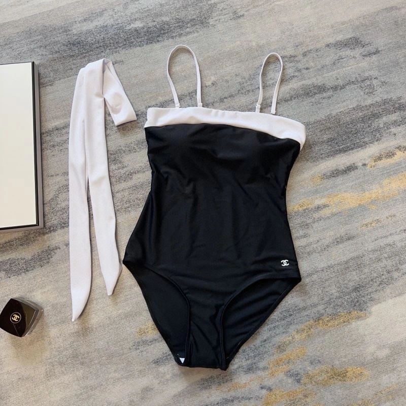 Top mirror Chanel Bikins