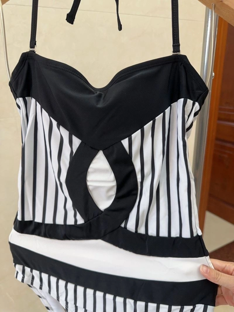 Top mirror Chanel Bikins