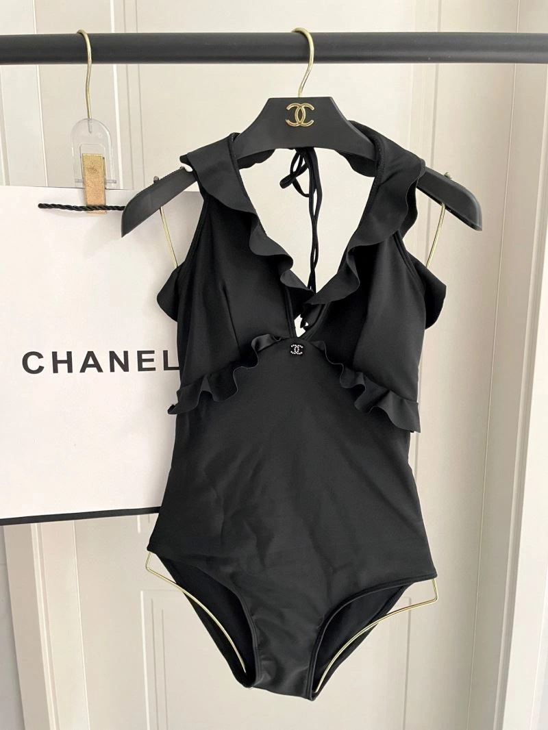 Top match Chanel Bikins