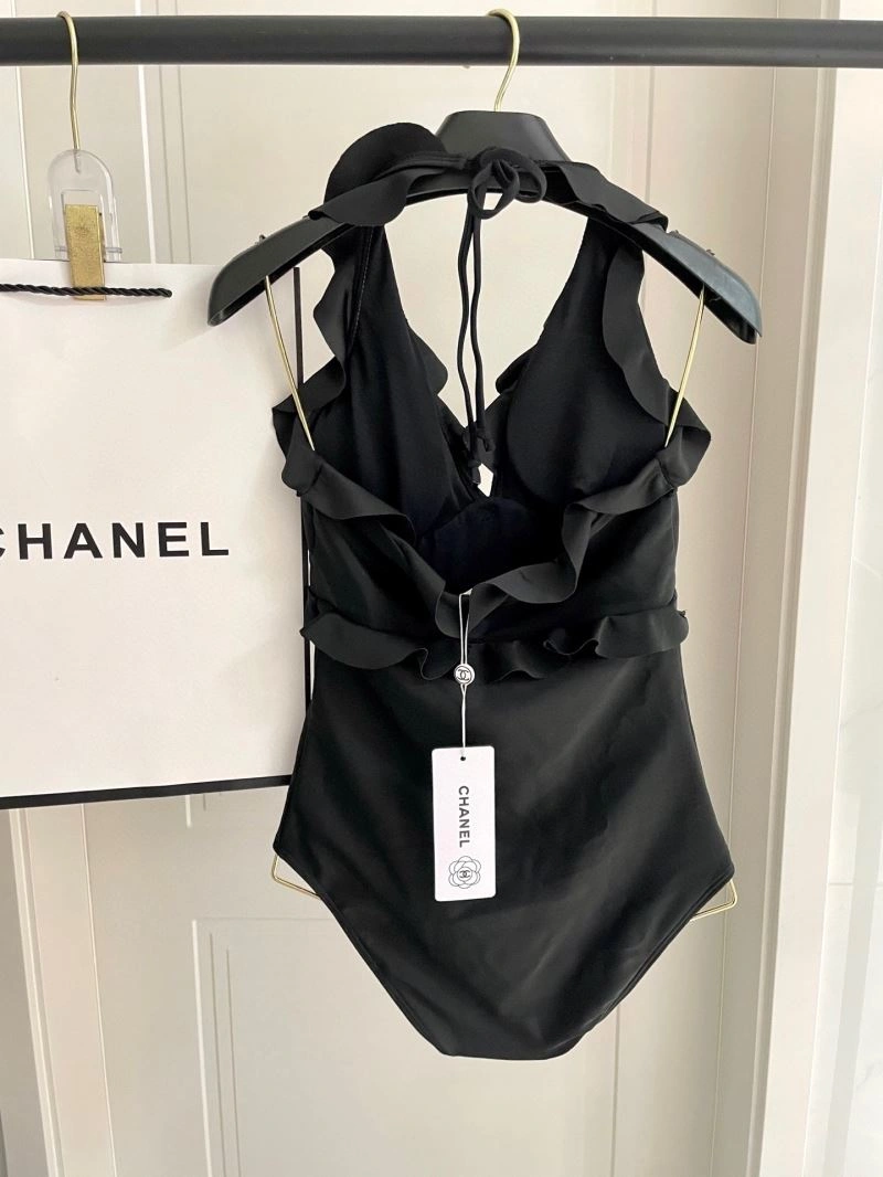 Top match Chanel Bikins