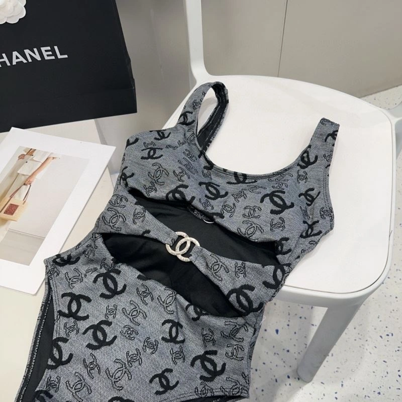 Top mirror Chanel Bikins
