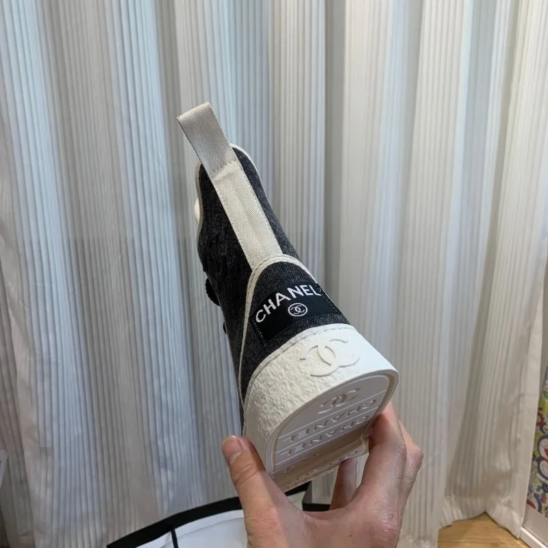 High accuracy Chanel Boots