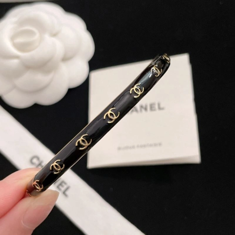 Top match Chanel Bracelets