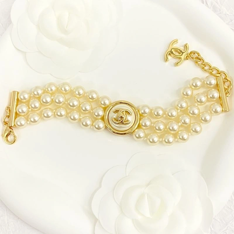 Low-cost Chanel Bracelets