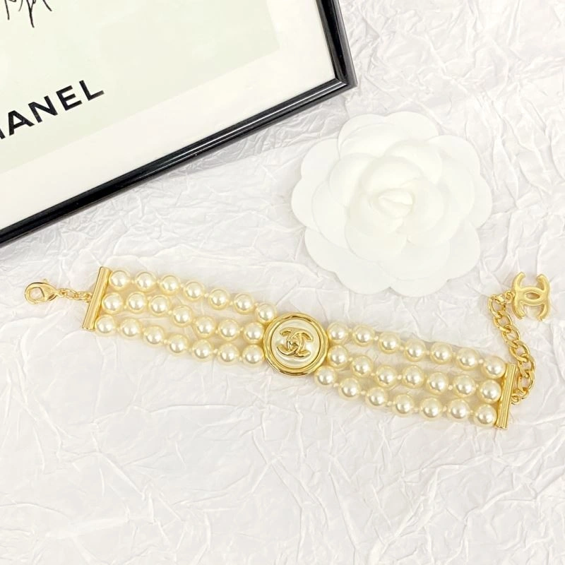 Low-cost Chanel Bracelets