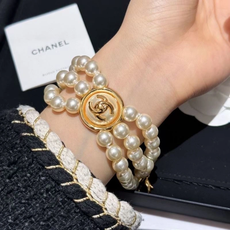 Low-cost Chanel Bracelets