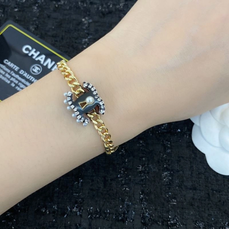 Top match Chanel Bracelets