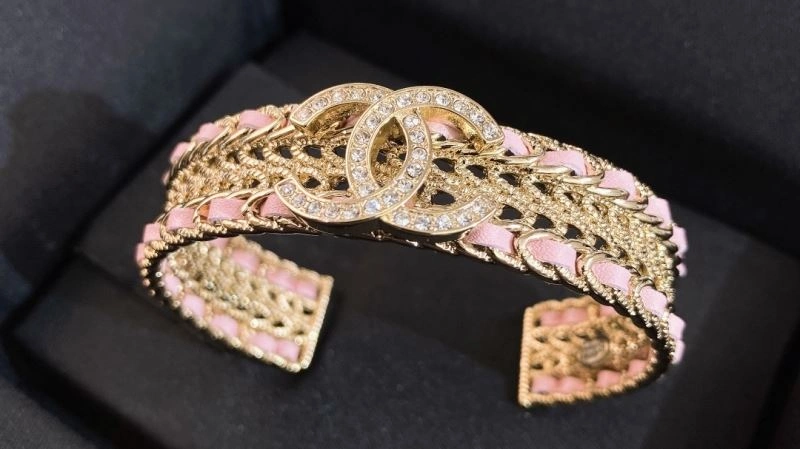 Brand-original Chanel Bracelets