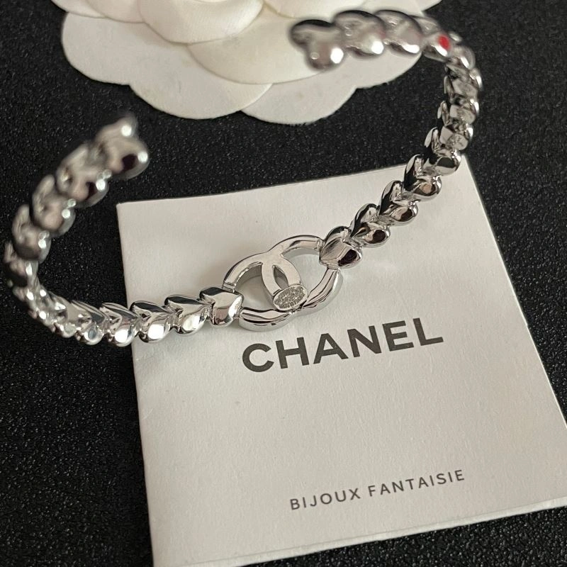 Brand-original Chanel Bracelets