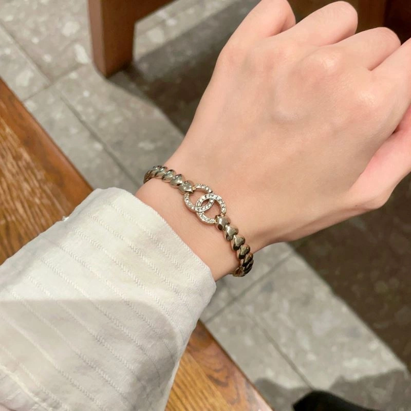 Low-cost Chanel Bracelets