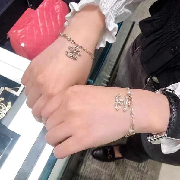 1:1 copy Chanel Bracelets