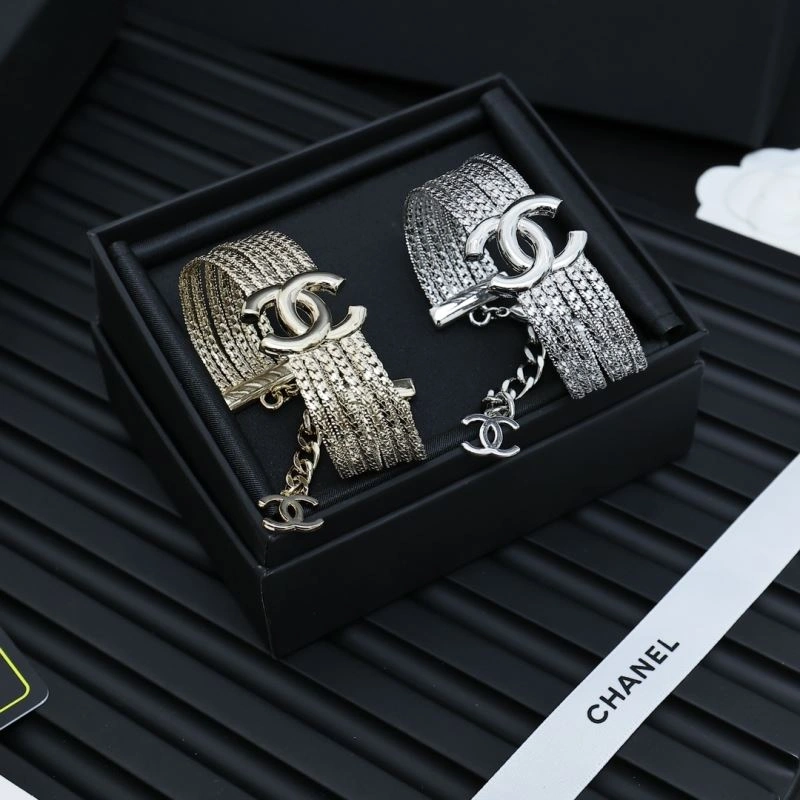 Bargain Chanel Bracelets