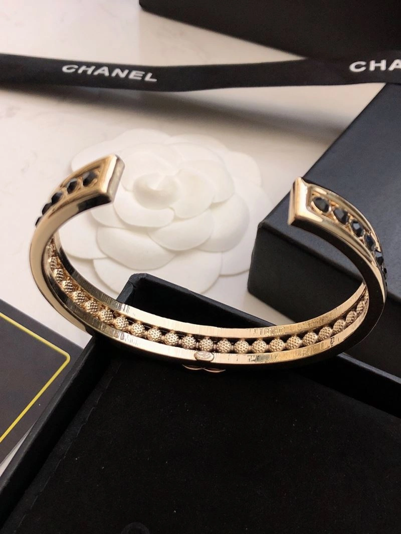 Low-cost Chanel Bracelets