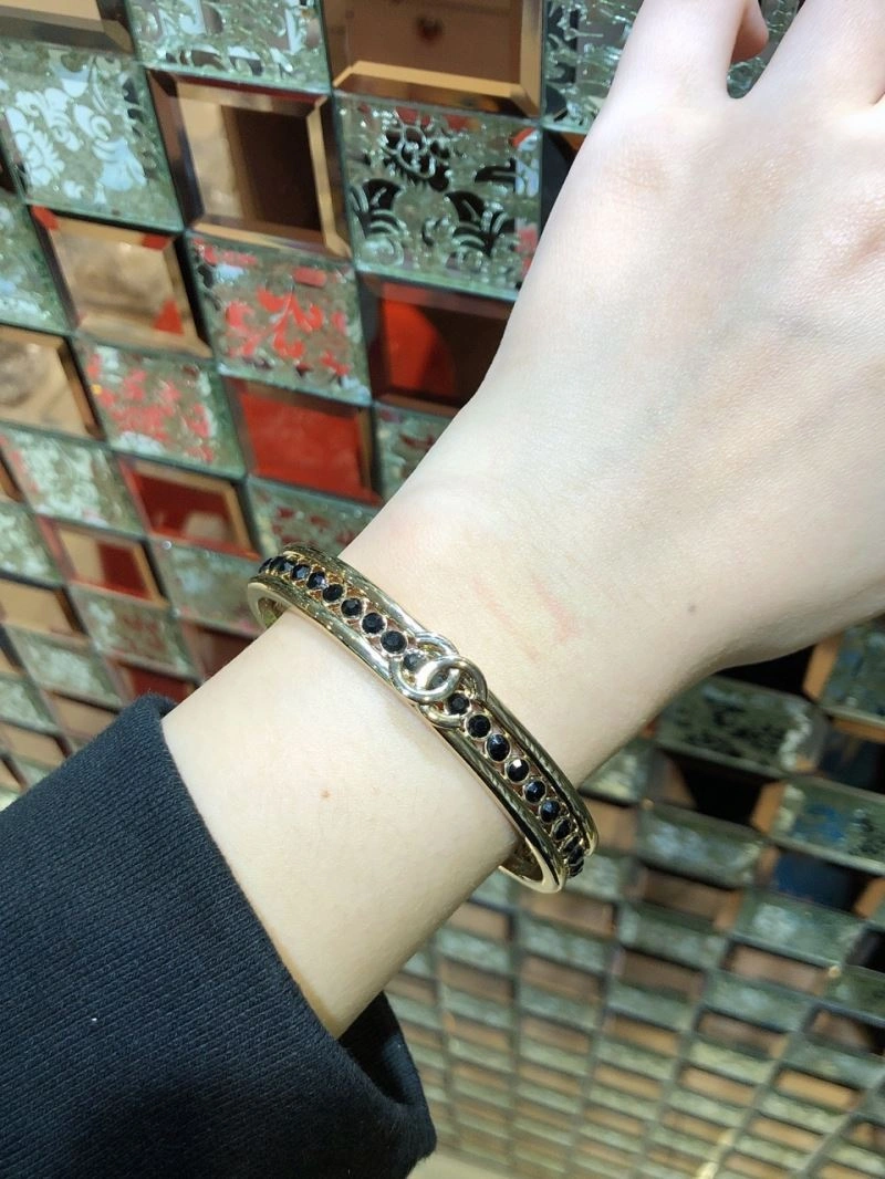 Low-cost Chanel Bracelets