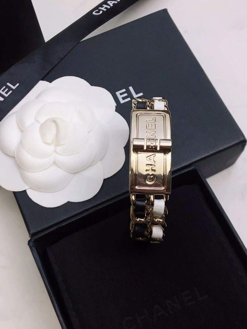 Low-cost Chanel Bracelets