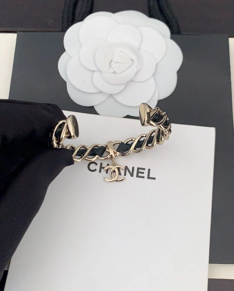 Low-cost Chanel Bracelets