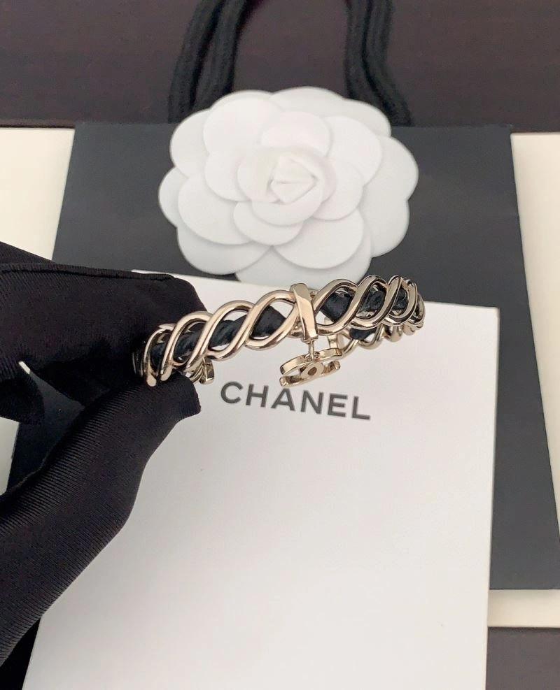 Low-cost Chanel Bracelets