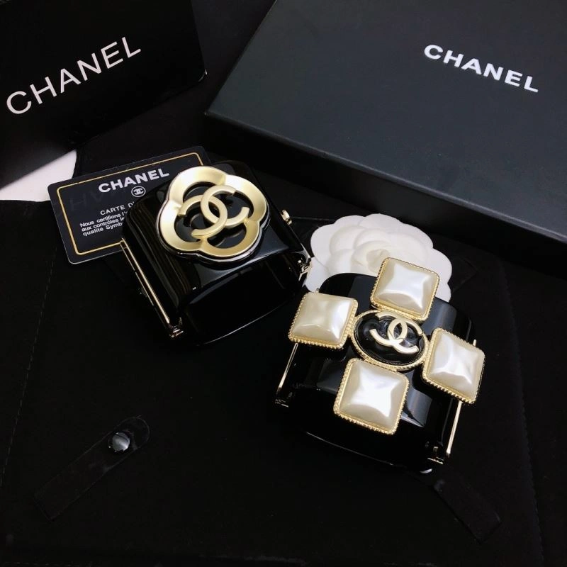 Low-cost Chanel Bracelets