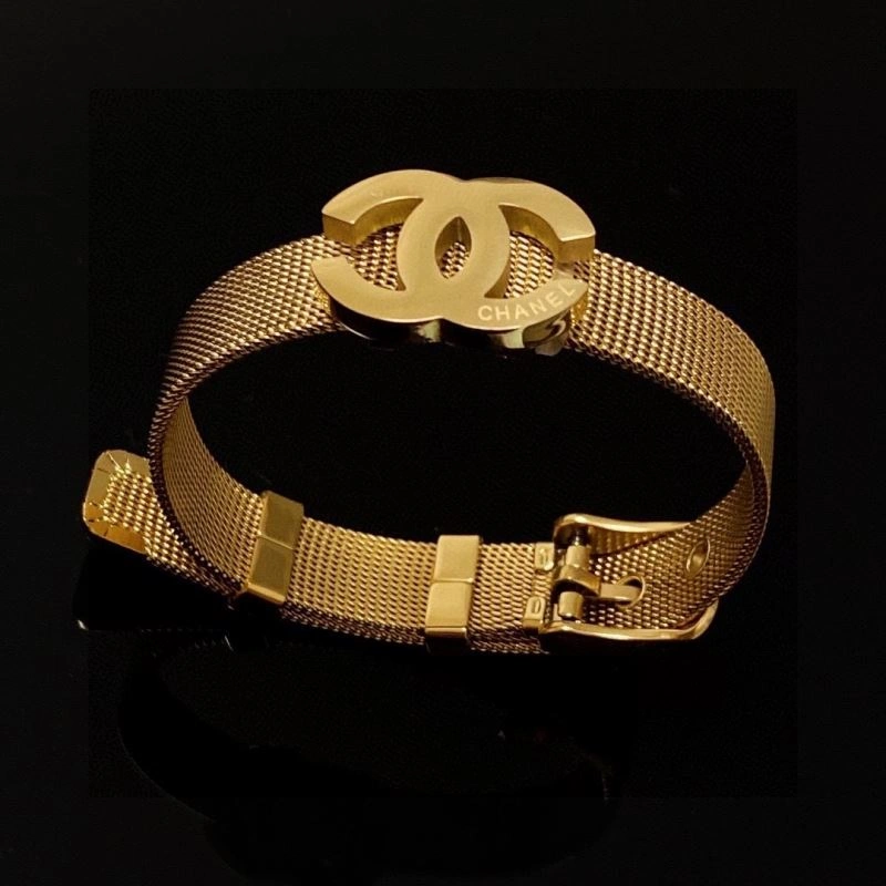 Top match Chanel Bracelets