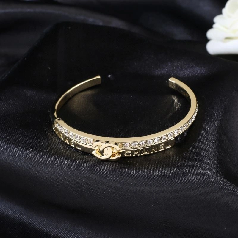 Precise copy Chanel Bracelets