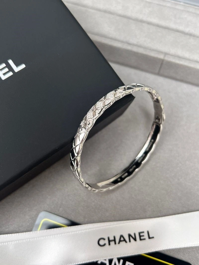 Low-cost Chanel Bracelets